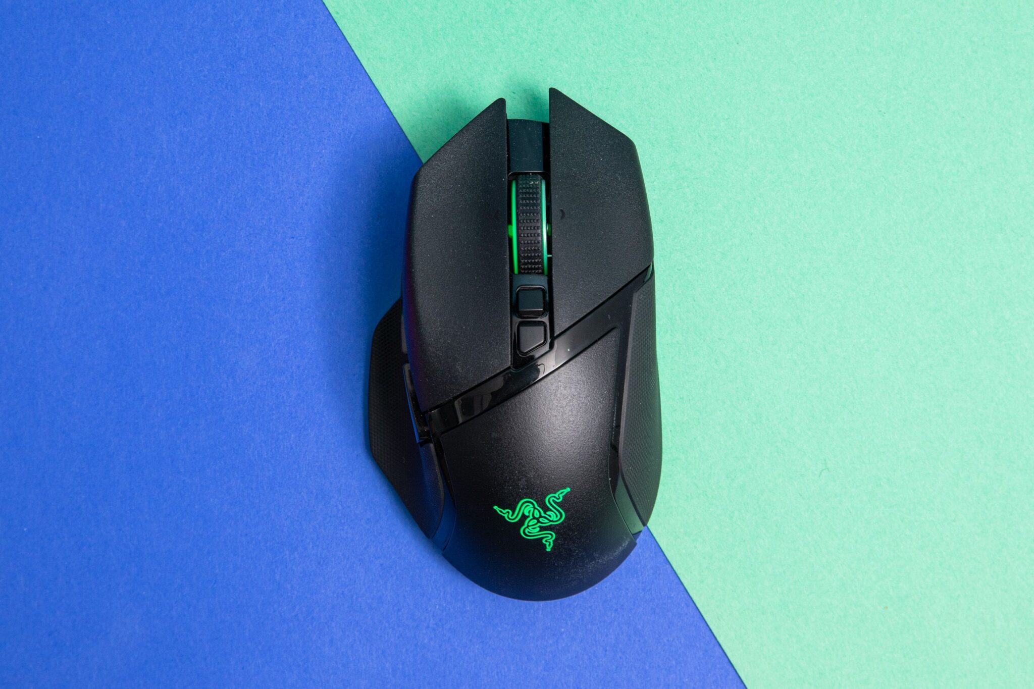Razer's One-Key Macro Feature Faces Ban in CS2: Competitive Integrity ...